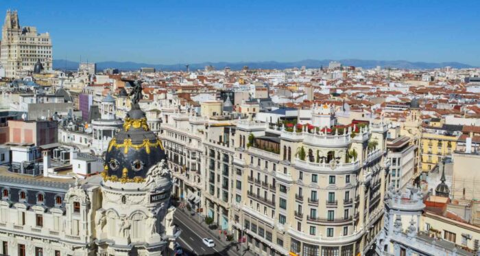 Contact | Curell Suñol